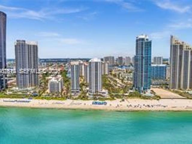 Luxury apartment complex for sale in Sunny Isles Beach, United States