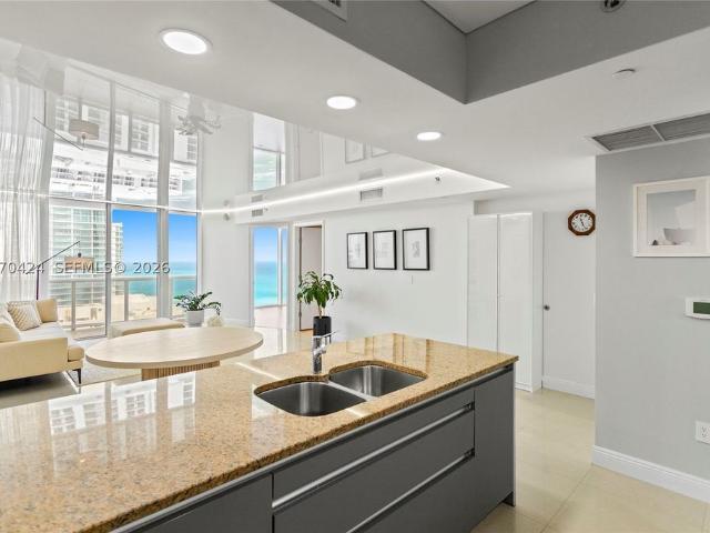 Luxury apartment complex for sale in Sunny Isles Beach, United States