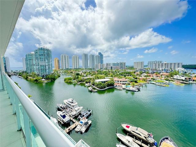 Luxury apartment complex for sale in Sunny Isles Beach, United States