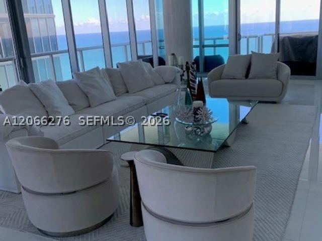 Luxury apartment complex for sale in Sunny Isles Beach, United States