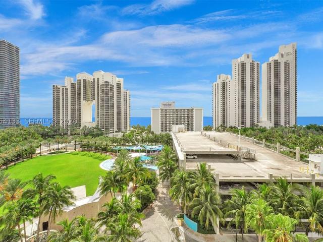 Luxury apartment complex for sale in Sunny Isles Beach, United States