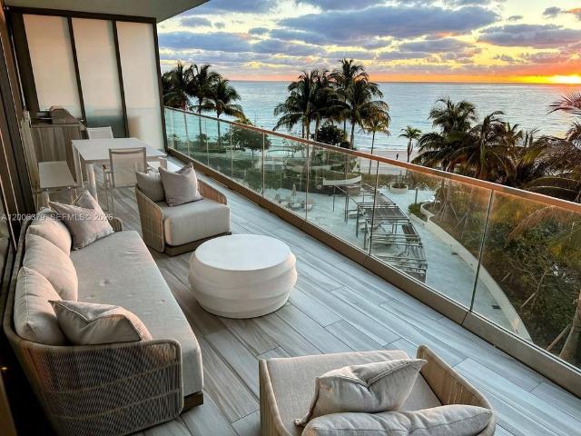 Luxury apartment complex for sale in Sunny Isles Beach, United States