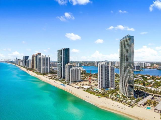 Luxury apartment complex for sale in Sunny Isles Beach, United States