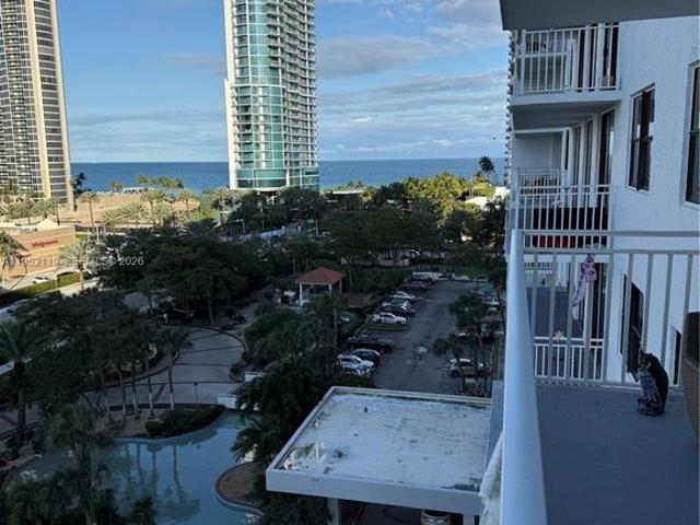 Luxury apartment complex for sale in Sunny Isles Beach, United States
