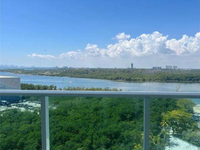 Luxury apartment complex for sale in Sunny Isles Beach, United States