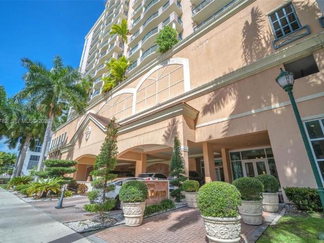Luxury apartment complex for sale in Sunny Isles Beach, United States