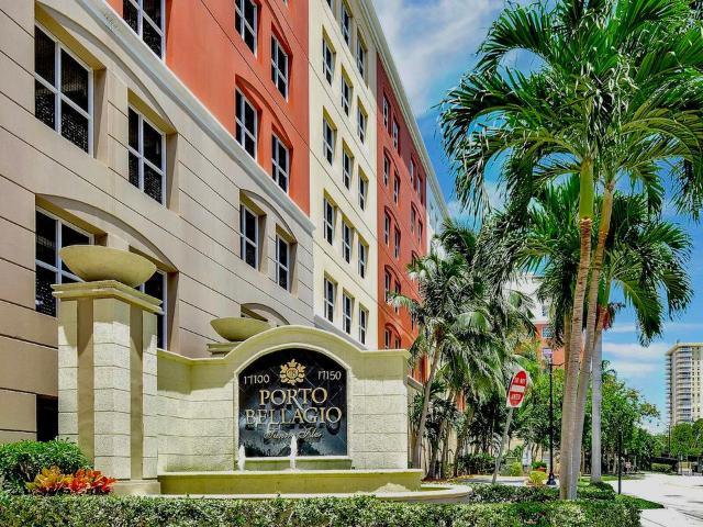 Luxury apartment complex for sale in Sunny Isles Beach, United States