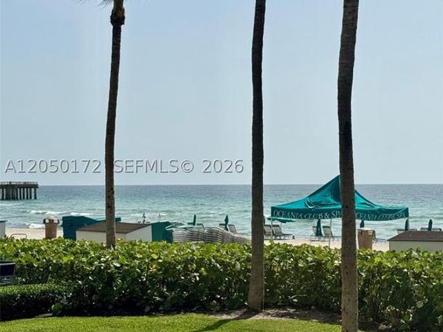 Luxury apartment complex for sale in Sunny Isles Beach, United States