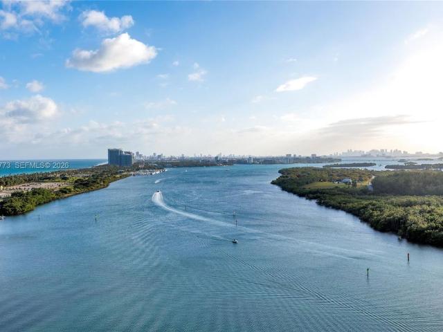 Luxury apartment complex for sale in Sunny Isles Beach, United States