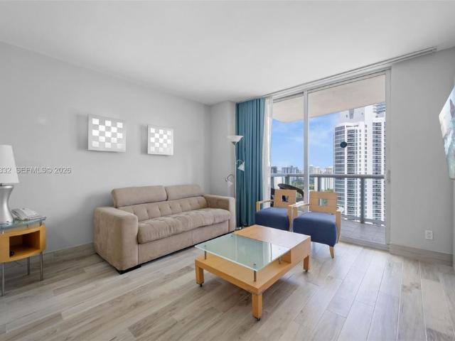 Luxury apartment complex for sale in Sunny Isles Beach, United States