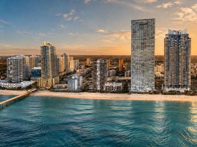 Luxury apartment complex for sale in Sunny Isles Beach, United States