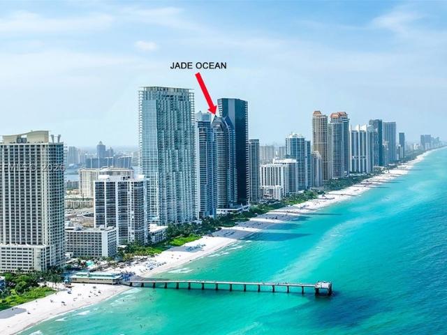 Luxury apartment complex for sale in Sunny Isles Beach, United States
