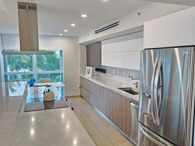 Luxury apartment complex for sale in Sunny Isles Beach, United States