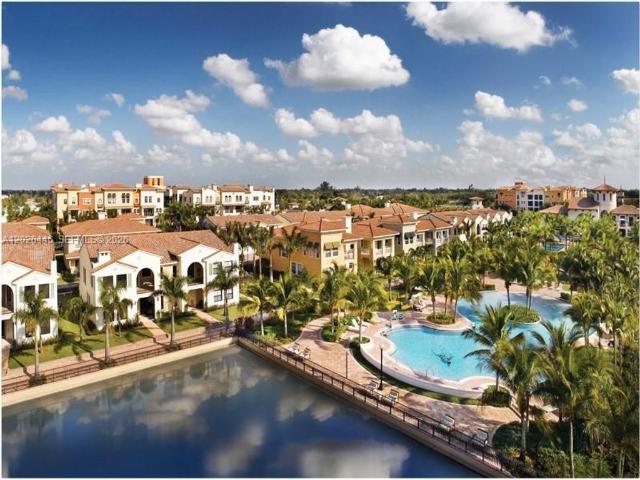 Luxury apartment complex for sale in Sunrise, United States