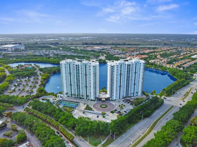 Luxury apartment complex for sale in Plantation, Florida