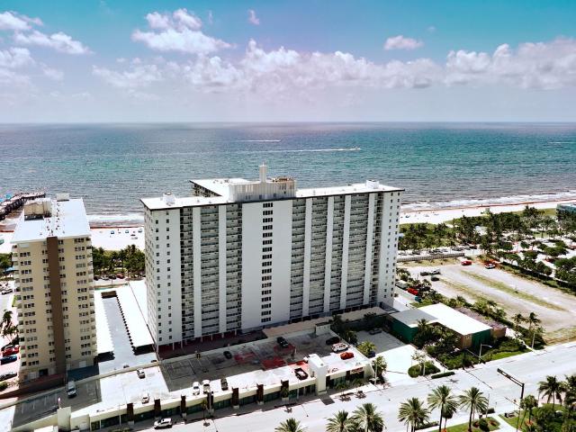 Luxury apartment complex for sale in Pompano Beach, United States