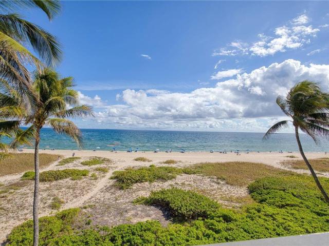 Luxury apartment complex for sale in Pompano Beach, United States