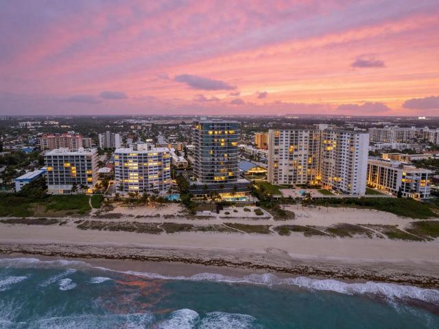 Luxury apartment complex for sale in Pompano Beach, United States
