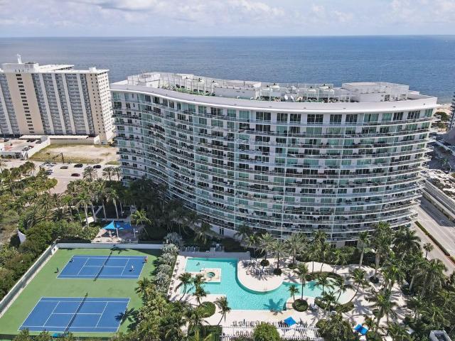 Luxury apartment complex for sale in Pompano Beach, United States