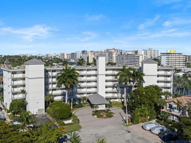 Luxury apartment complex for sale in Pompano Beach, Florida