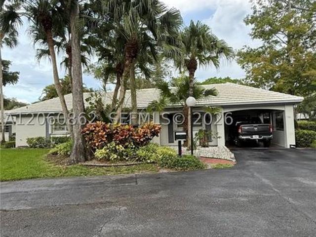 Luxury apartment complex for sale in Pompano Beach, Florida