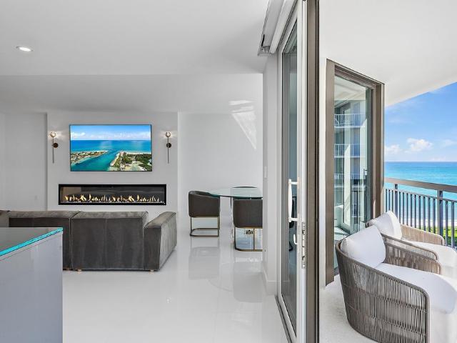 Luxury apartment complex for sale in Palm Beach, United States