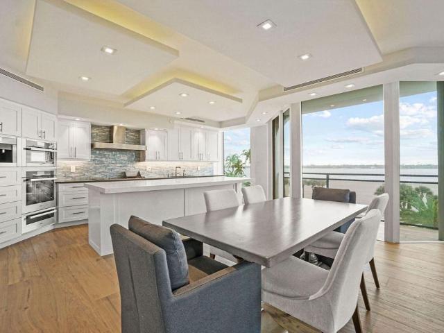 Luxury apartment complex for sale in Palm Beach, United States