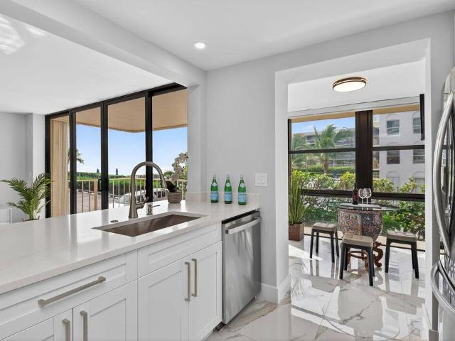 Luxury apartment complex for sale in Palm Beach, Florida