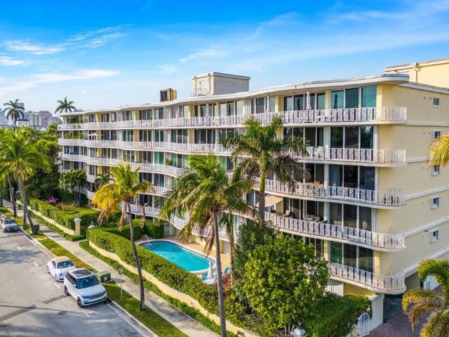 Luxury apartment complex for sale in Palm Beach, Florida