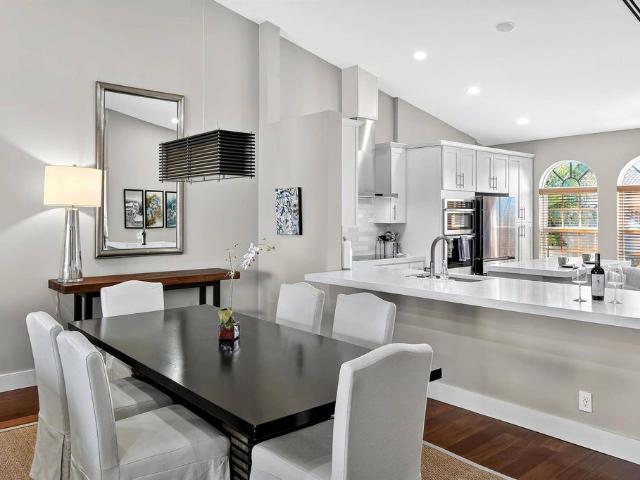 Luxury apartment complex for sale in Palm Beach Gardens, Florida