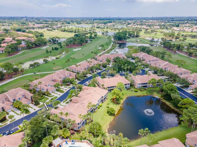 Luxury apartment complex for sale in Palm Beach Gardens, Florida