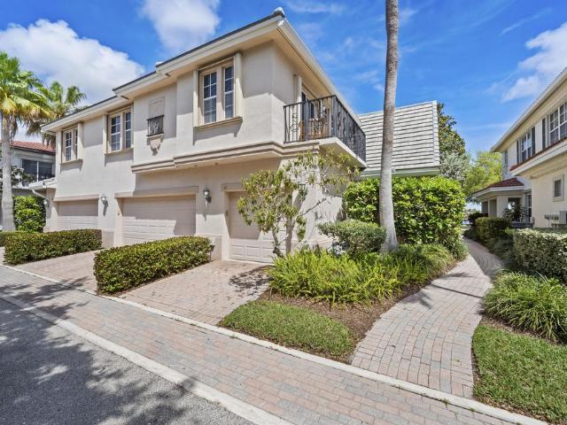 Luxury apartment complex for sale in Palm Beach Gardens, United States