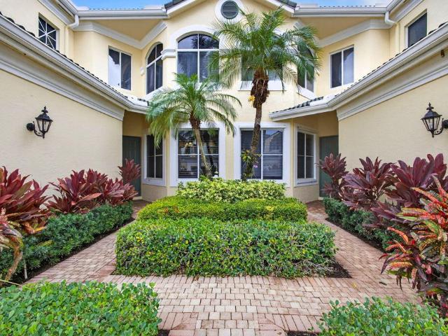 Luxury apartment complex for sale in Palm Beach Gardens, United States