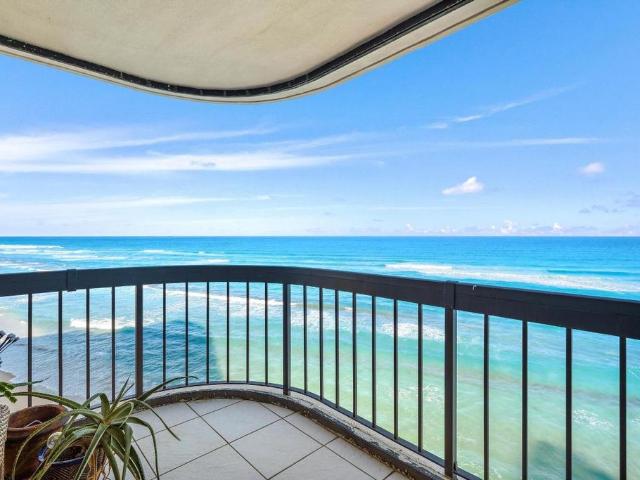 Luxury apartment complex for sale in Palm Beach Shores, United States