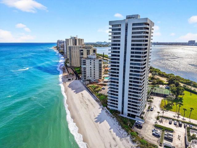 Luxury apartment complex for sale in Palm Beach Shores, United States
