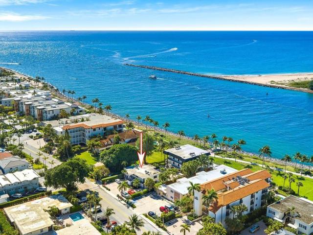 Luxury apartment complex for sale in Palm Beach Shores, United States