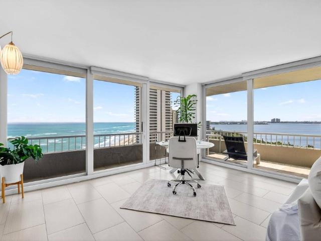 Luxury apartment complex for sale in Palm Beach Shores, United States