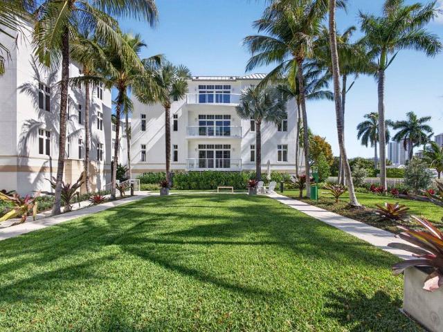 Luxury apartment complex for sale in Palm Beach Shores, United States