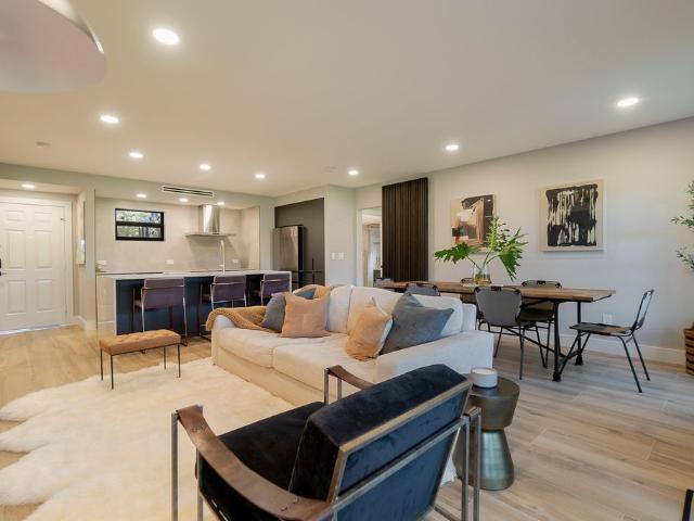 Luxury apartment complex for sale in Wellington, United States