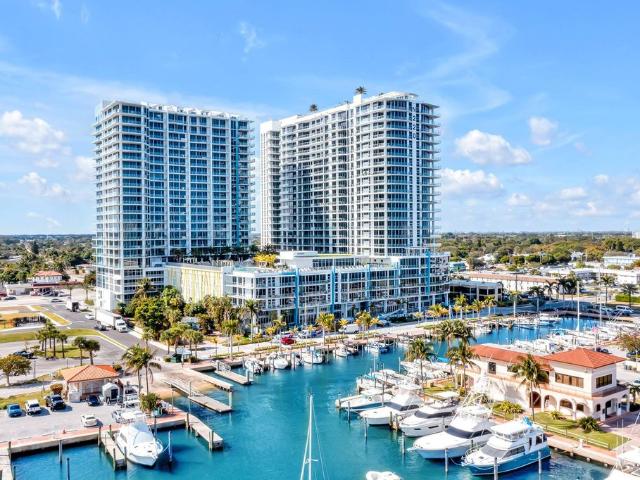 Luxury apartment complex for sale in Lake Park, United States