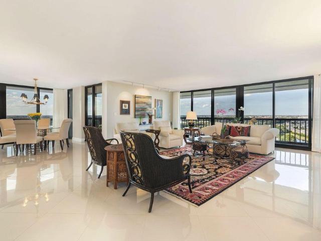 Luxury apartment complex for sale in West Palm Beach, United States