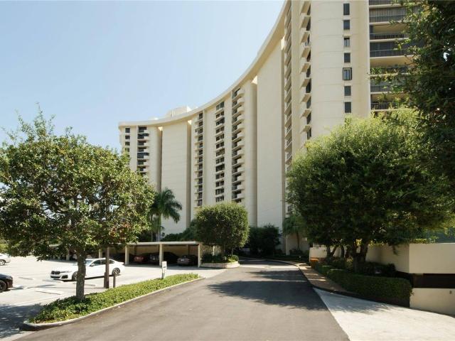 Luxury apartment complex for sale in West Palm Beach, United States