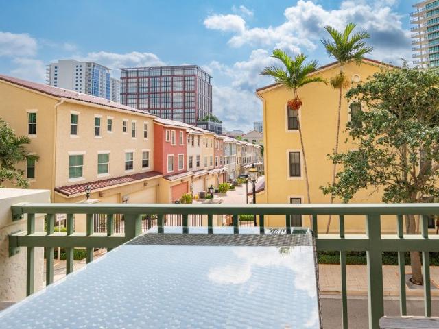 Luxury apartment complex for sale in West Palm Beach, United States