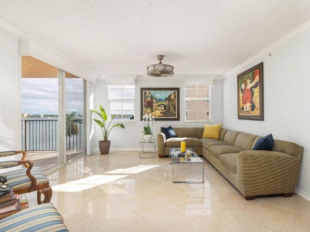 Luxury apartment complex for sale in West Palm Beach, United States