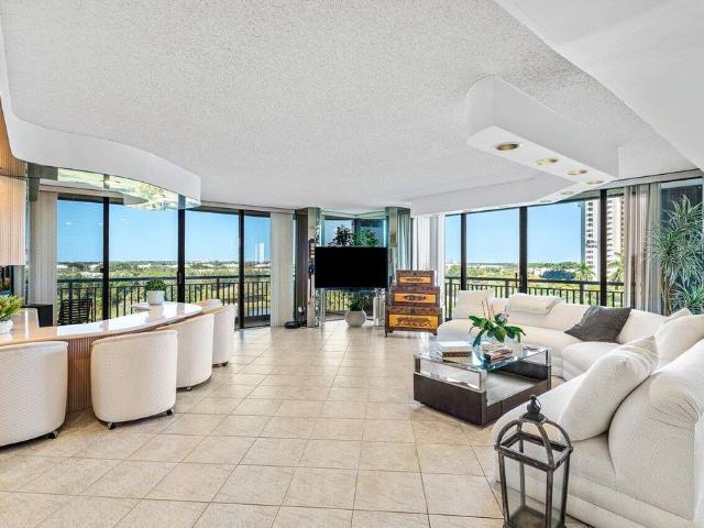 Luxury apartment complex for sale in West Palm Beach, United States