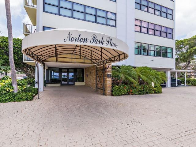 Luxury apartment complex for sale in West Palm Beach, United States