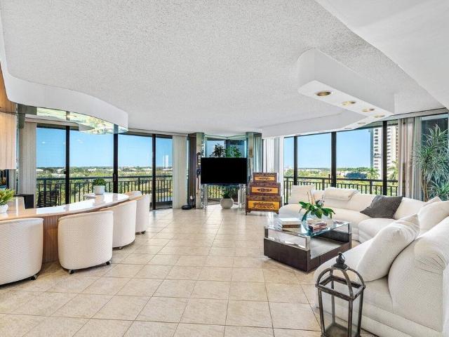 Luxury apartment complex for sale in West Palm Beach, United States