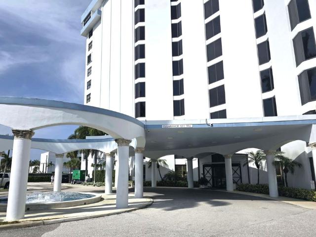 Luxury apartment complex for sale in West Palm Beach, United States