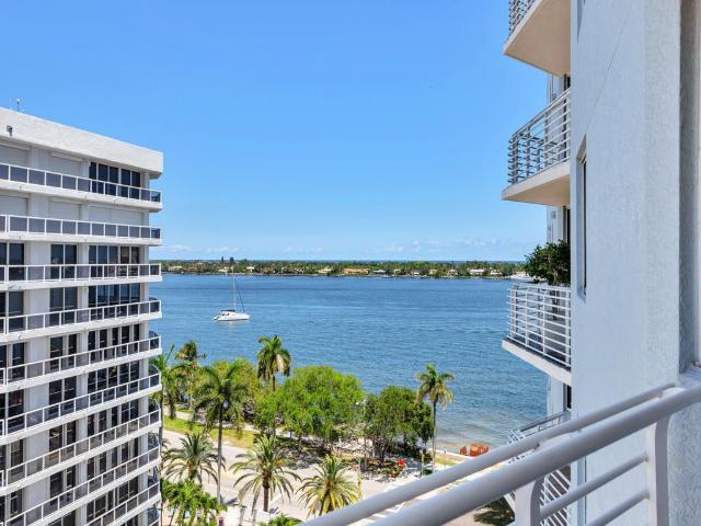 Luxury apartment complex for sale in West Palm Beach, United States