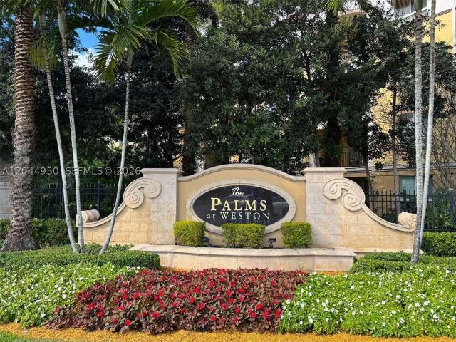 Luxury apartment complex for sale in Weston, United States